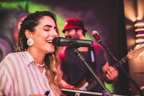 How to organise a successful karaoke night: 11 essential steps